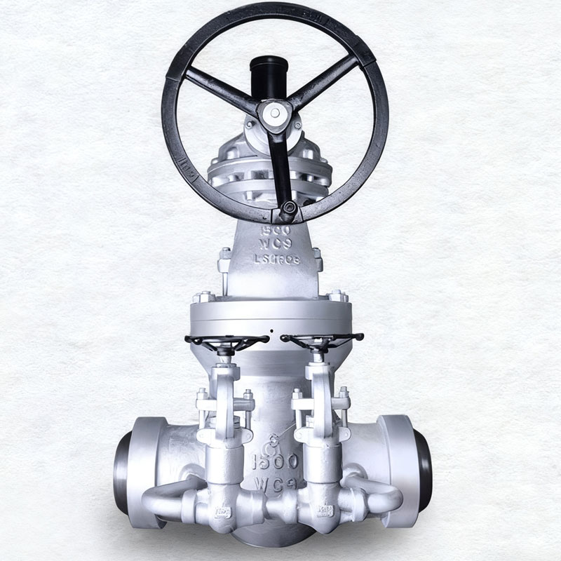Refinery High-Pressure, High-Temperature Gate Valve (WC9PSB with F22 ...
